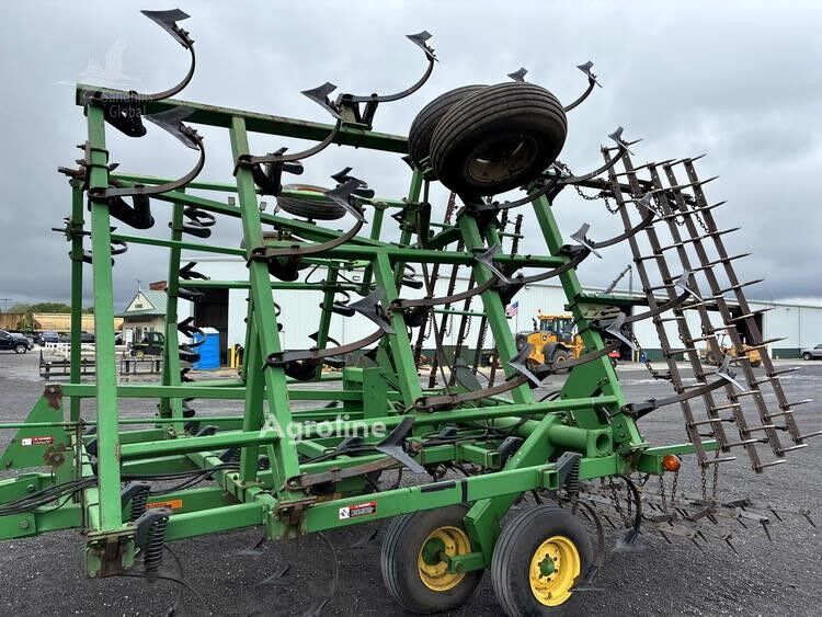 John Deere 980 kultivator