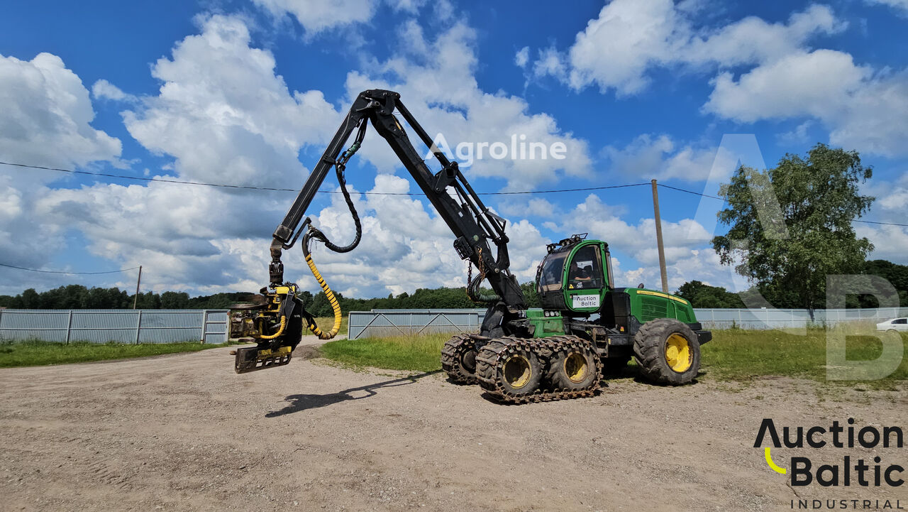 Prodaje se John Deere 1170 E harvester na aukciji
