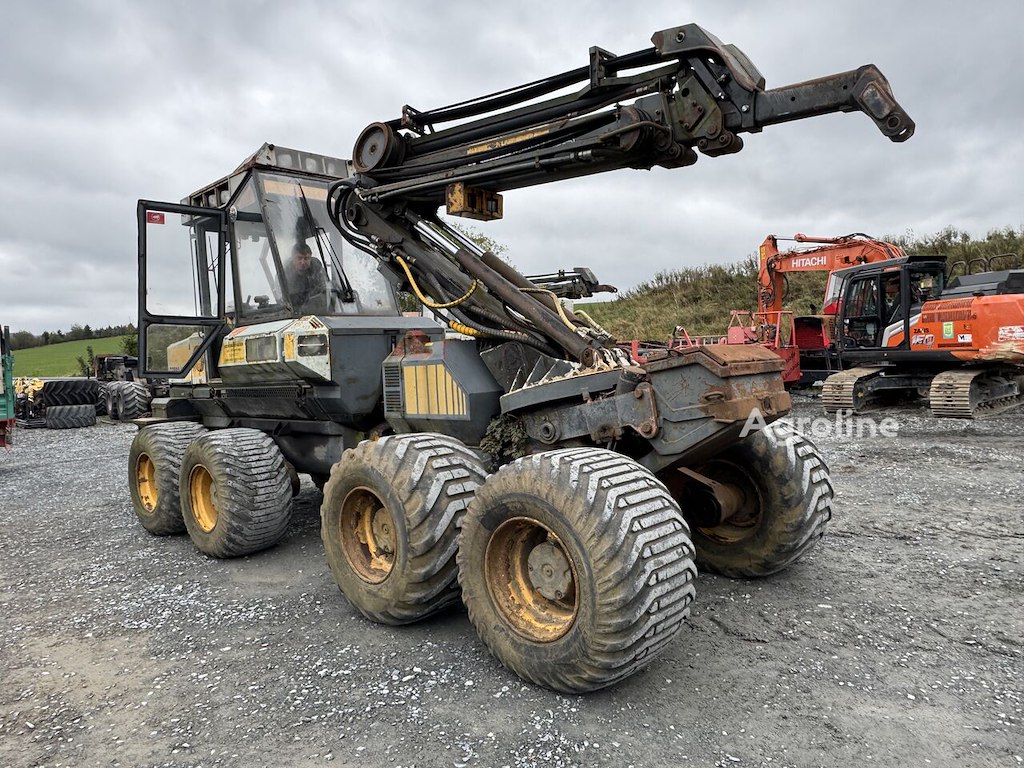 Ponsse Cobra HS10 harvester