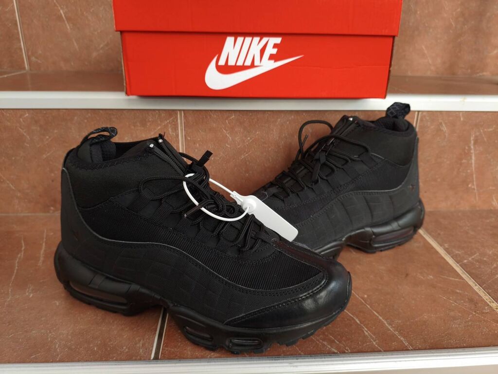 Nike Air Max 95 Sneakerboot All Black Nike Pakovanje-NOVO Uzivo su