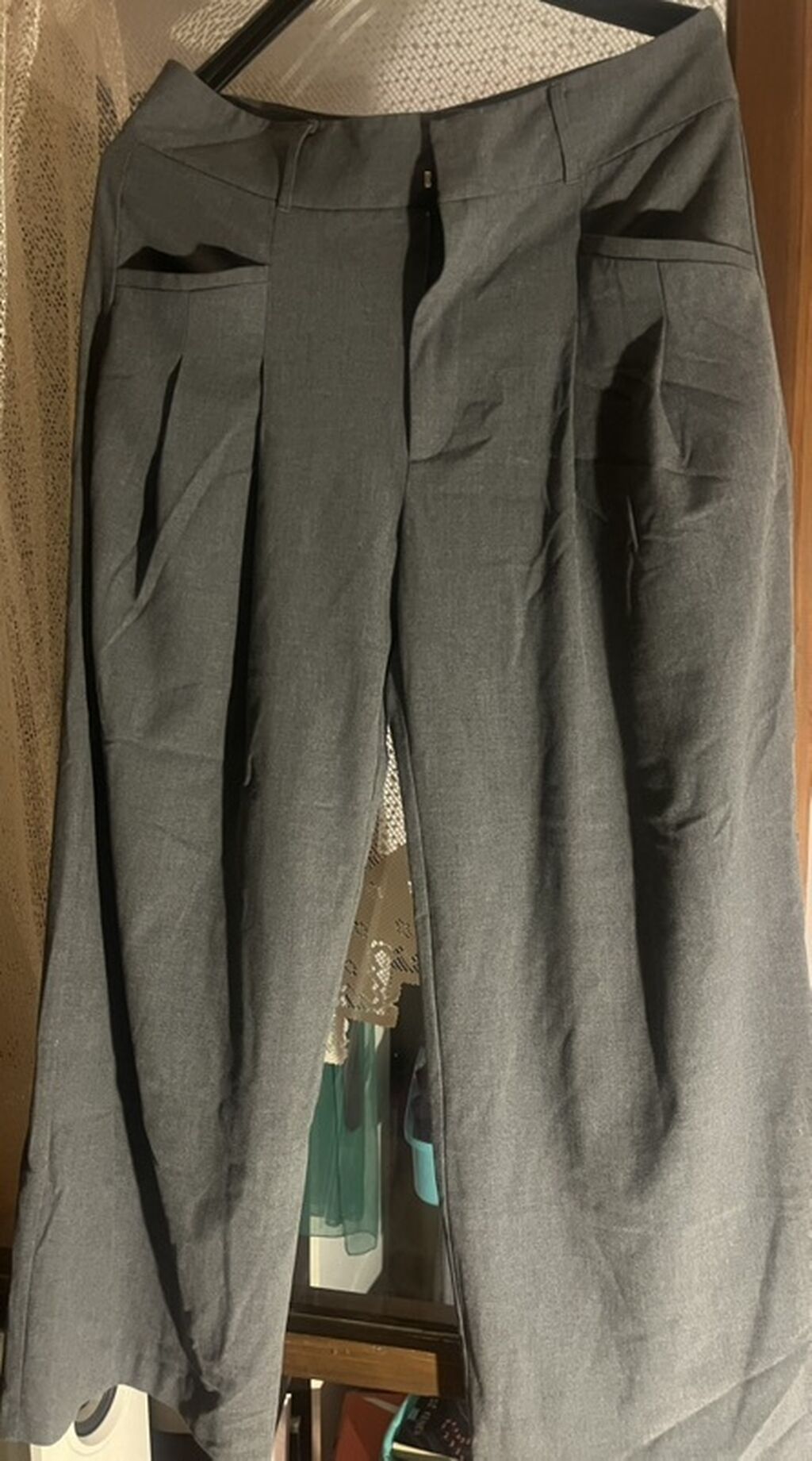 Pantalone, L (EU 52), PULL&BEAR, Klasične, bоја - Siva