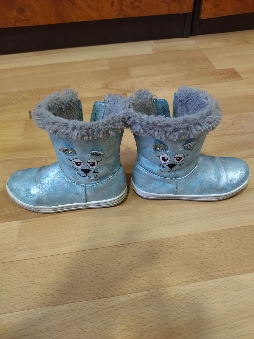 Čizme, Veličina - 27