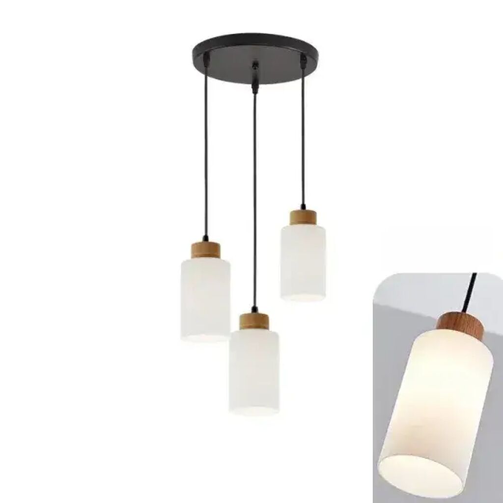Moderan i elegantan luster sa 3 viseće lampe – idealan izbor za dnevnu