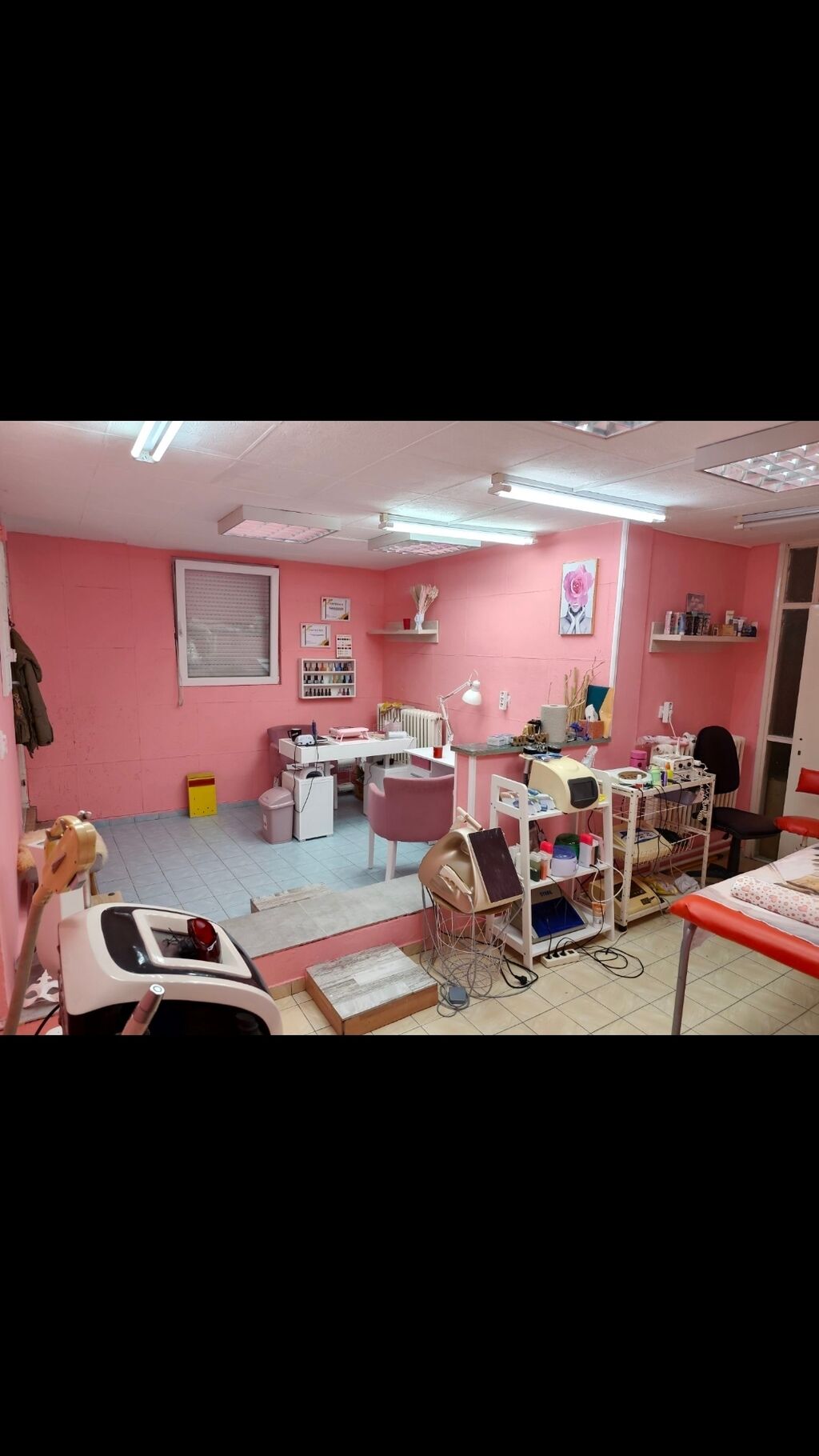 Kozmetički salon – kompletno opremljen prostor za rad, dođite na