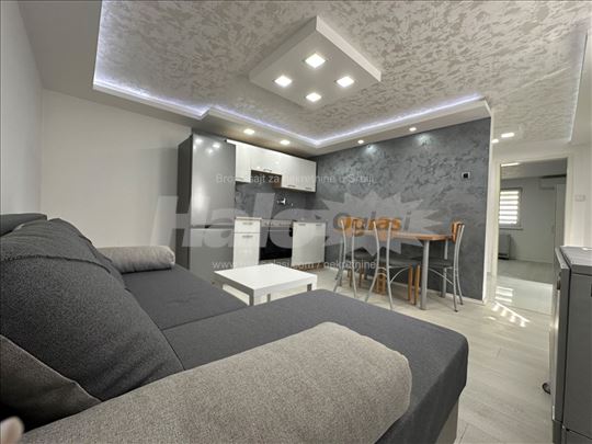 Izdajem jednosoban stan Karaburma