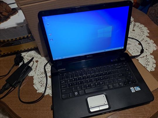 DELL Vostro 1015 + punjač