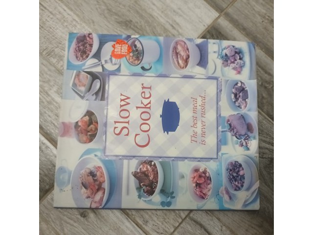 Slow cooker