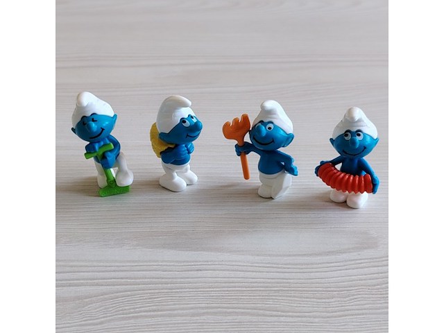 Štrumpfovi lot 4. različita