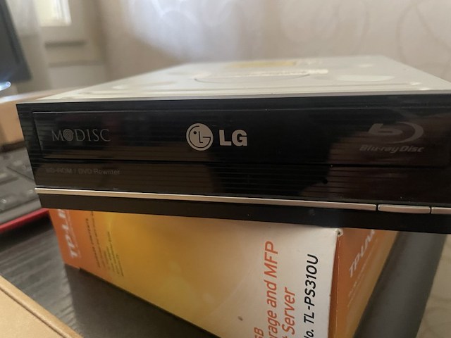 Blu-ray Combo LG CH10LS28