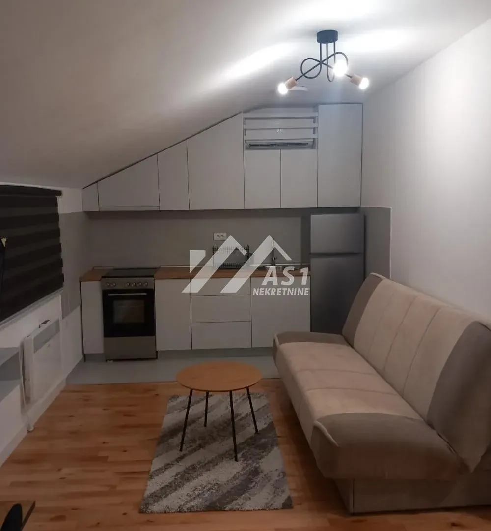 Izdavanje, jednosoban stan, 30m2, Grbavica, Novi Sad, Novi Sad