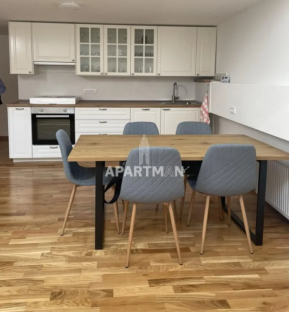 Izdavanje, trosoban stan, 91m2, Miljakovac, Rakovica, Beograd
