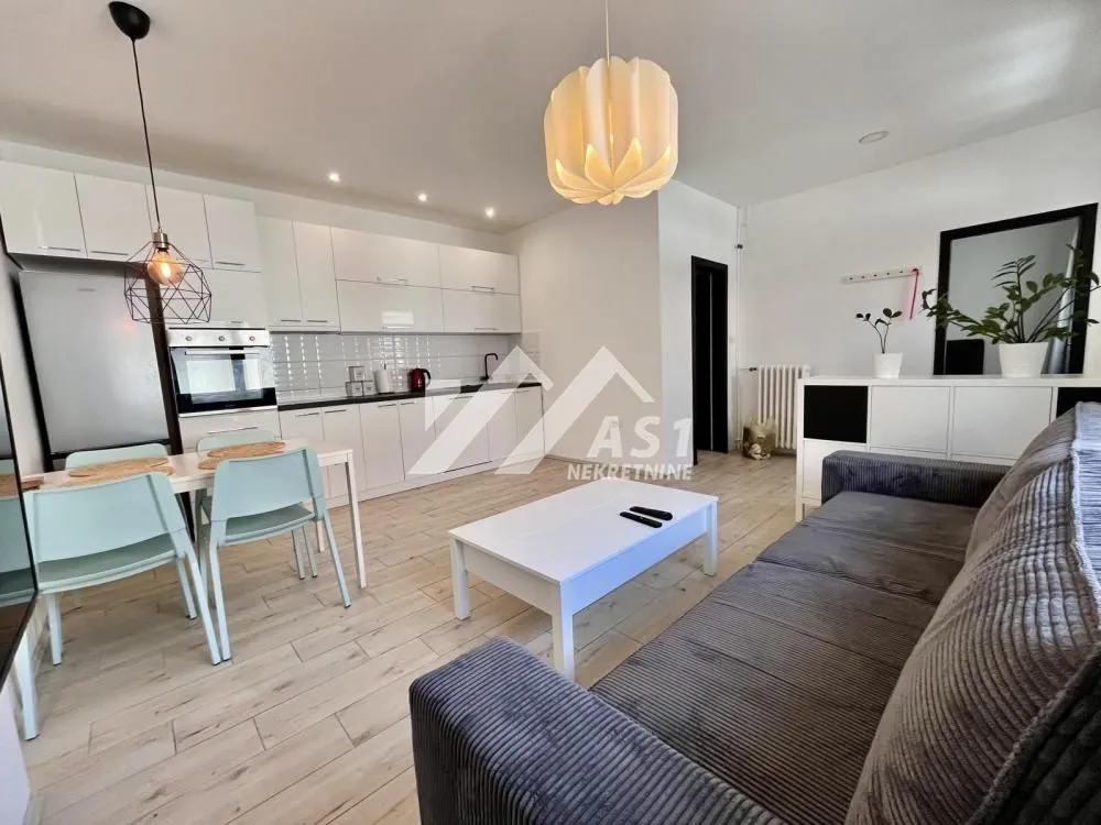 Izdavanje, jednosoban stan, 40m2, Novi Sad, Novi Sad