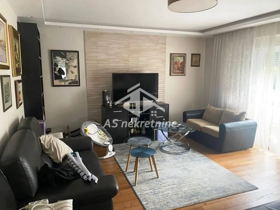 Izdavanje, dvosoban stan, 62m2, Novi Beograd, Beograd