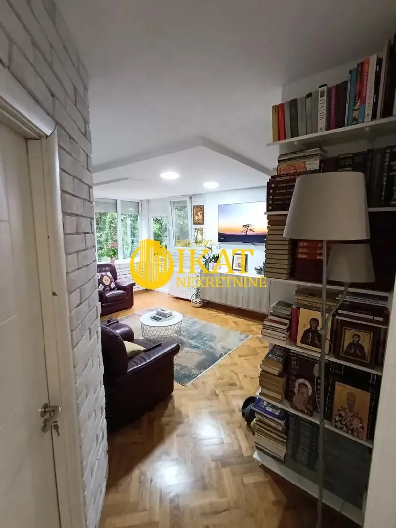 Prodaja, četvorosoban stan, 80m2, Voždovac, Beograd