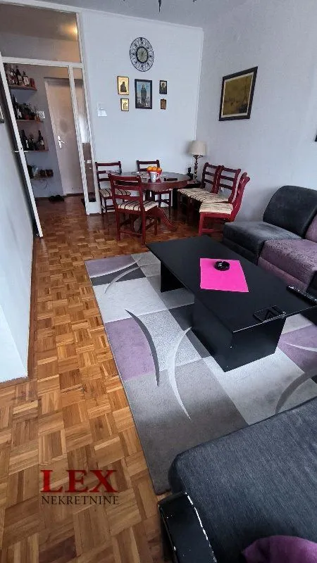 Prodaja, četvorosoban stan, 85m², Zvezdara Sve Podlokacije, Beograd