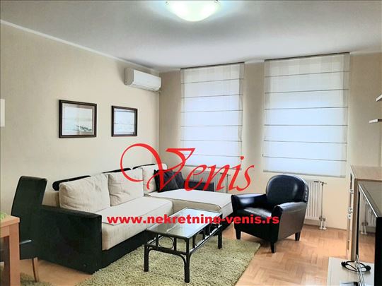 Nova Detelinara Janka Veselinovića 45 m2 - 450 E