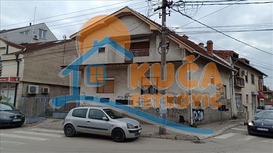Ekskluzivna prodaja kuće 250m2, Niška ulica