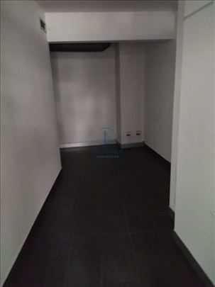 Lokal kod Ekonomskog fakulteta, 215 m2