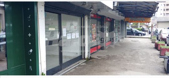 Poručnika Božidara, Kruševac, Nova pijaca, 44 m²