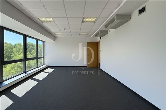 Izdavanje poslovnog prostora,Novi Beograd,300-3800