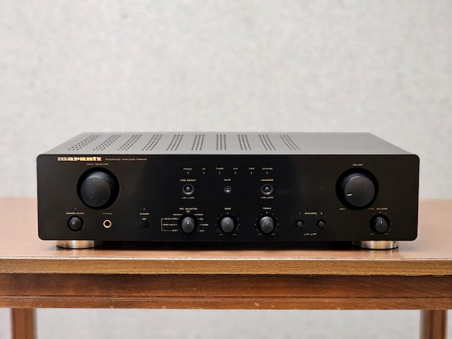 Marantz PM 4000