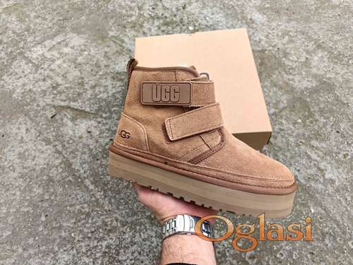 UGG Classic Mini