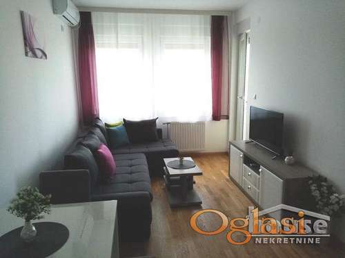 NOVI SAD - SOCIJALNO - 37m2 - 400 evra