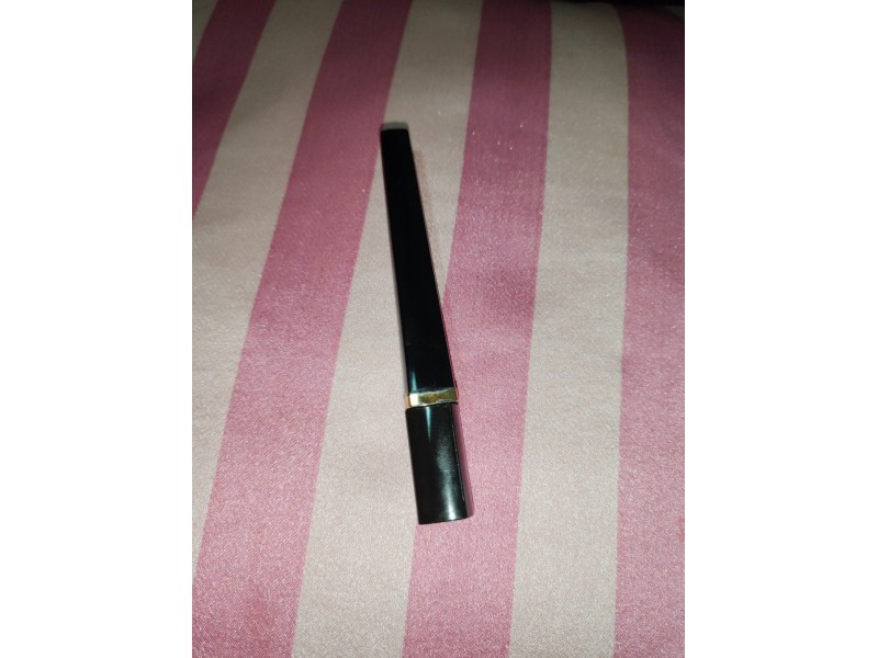 Chanel eyeliner original
