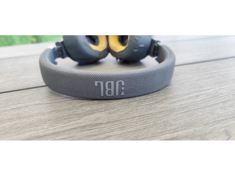JBL E65BTNC – Bežične Bluetooth slušalice