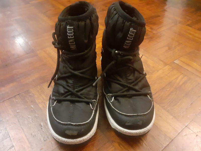 Moon Boot original vodootporne crne cizme, 30