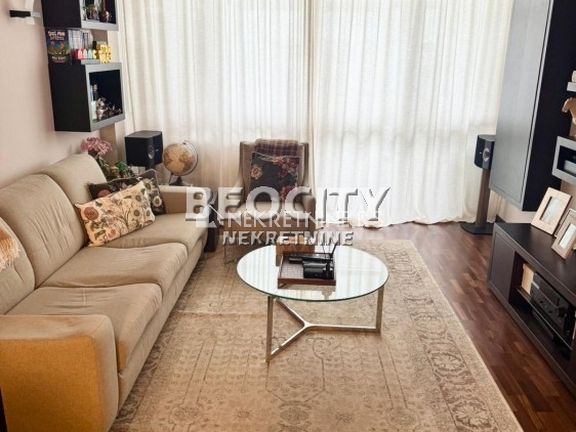 Novi Beograd, Blok 70a, Dr Agostina Neta, 2.0, 62m2, 240000EUR