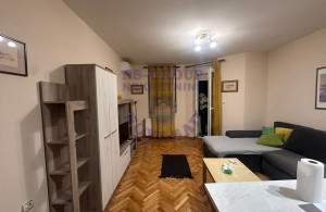 Prodajem Stan-Apartman, Socijalno
