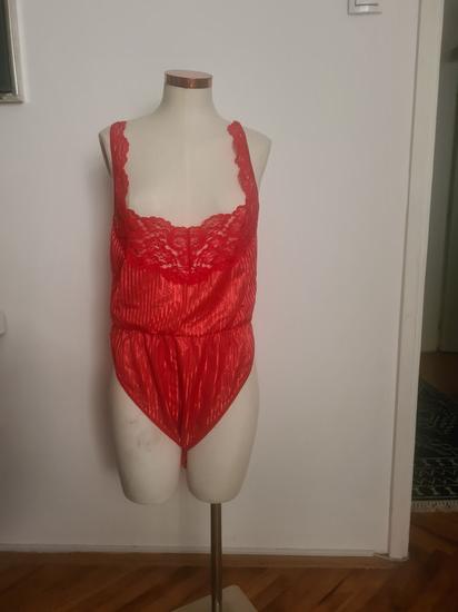 Crveni bodi 44 46