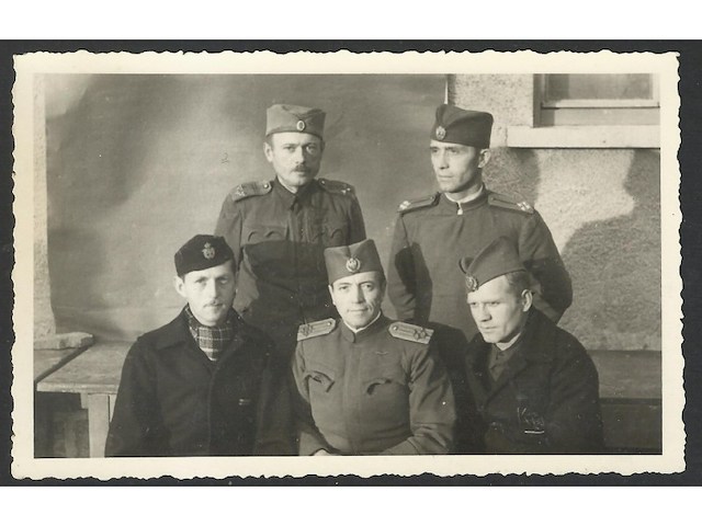 WW2 zarobljenici u logoru fotografija 13,5 x 8,5 cm