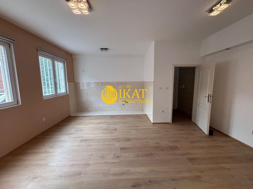 Tekeriška, Jednoiposoban stan na prodaju, 45m2, 85.000€