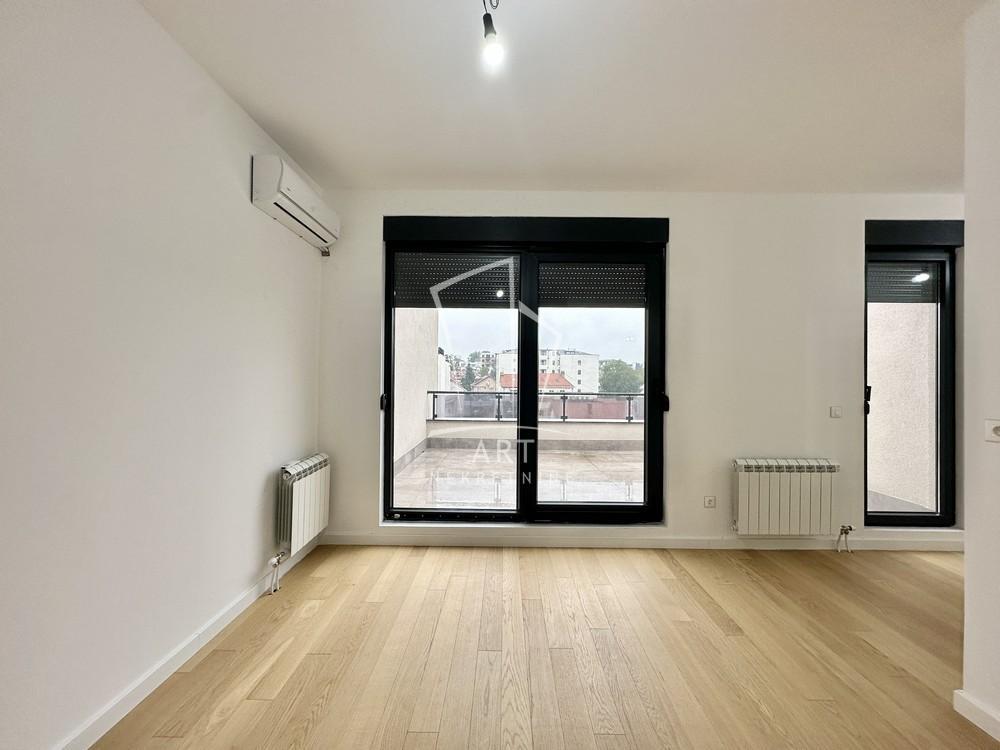 Vojvode Blažete, Dvosoban stan na prodaju, 60m2, 210.000€