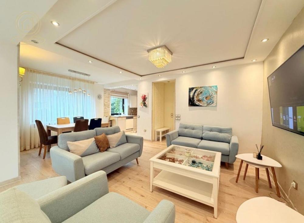 Trosoban stan na prodaju, 85m2, 465.000€