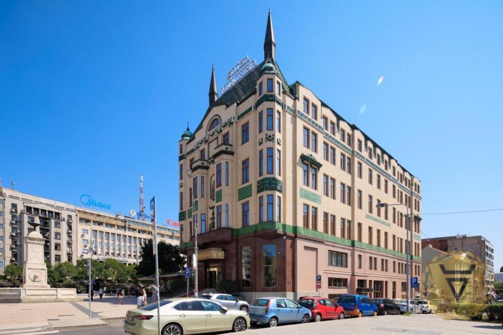 Četvoroiposoban stan za izdavanje, 121m2, 2.200€