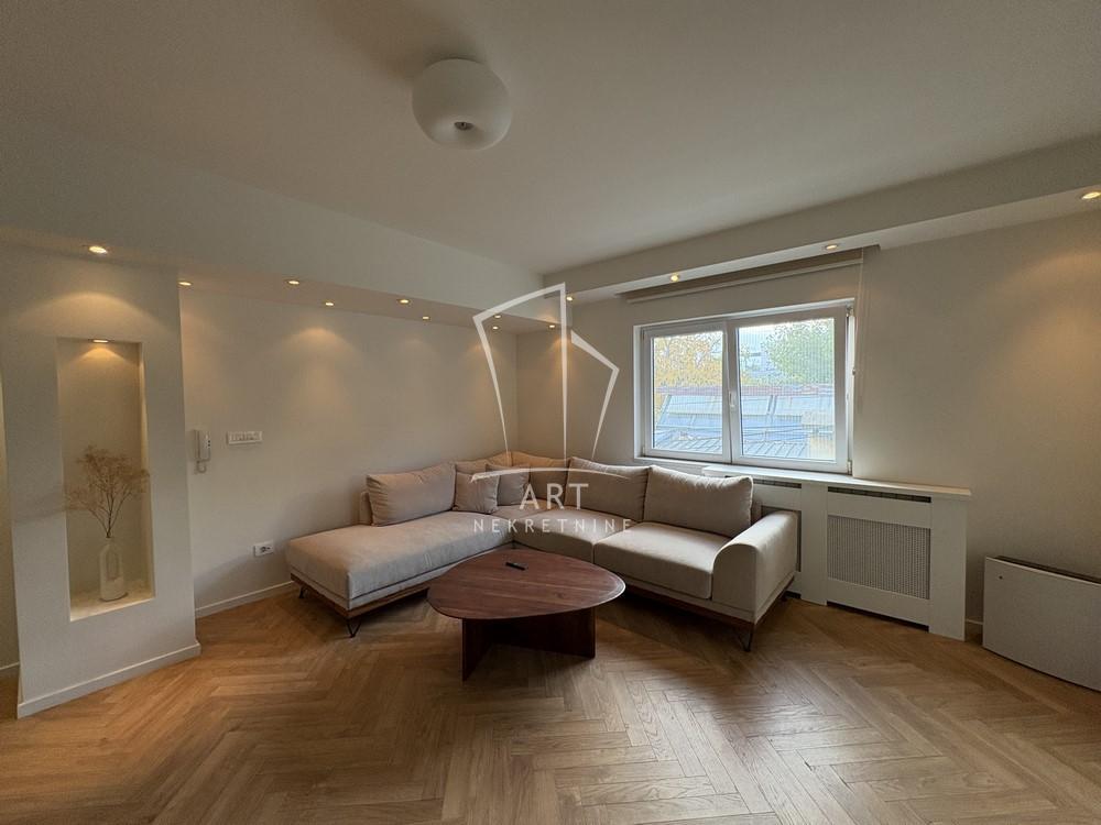 Stolačka, Četvorosoban stan za izdavanje, 130m2, 2.200€
