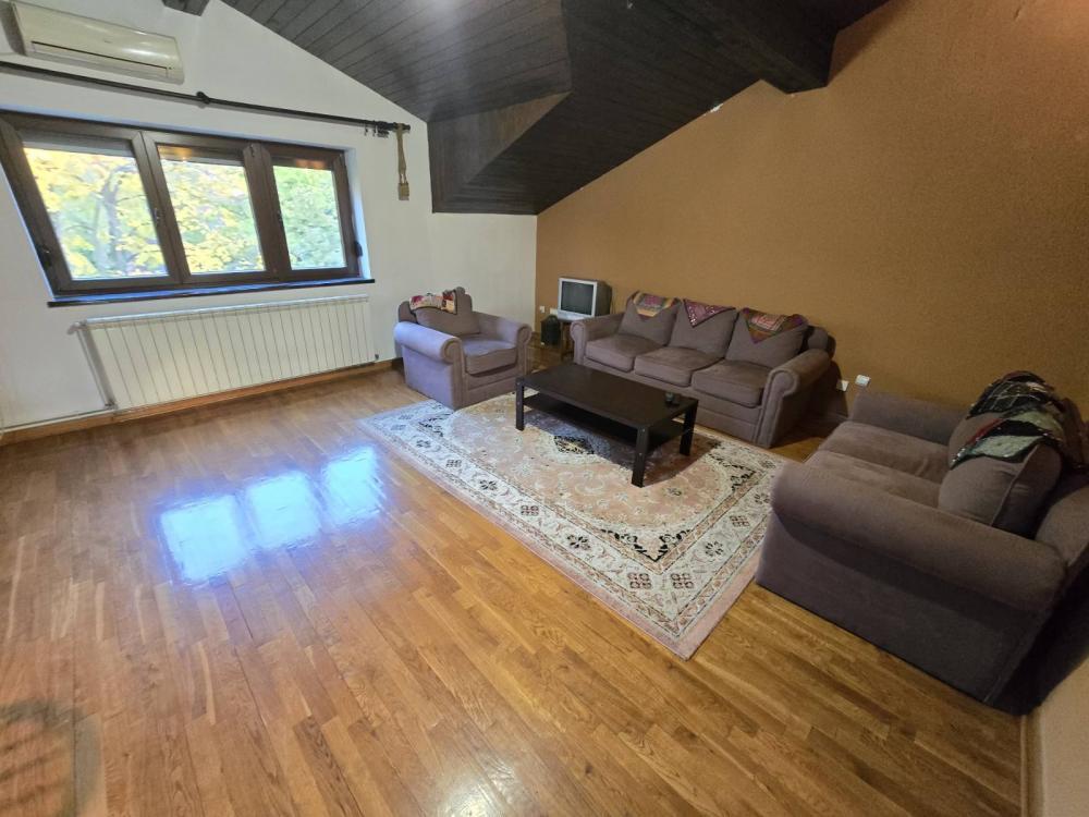 Bilećka, Dvosoban stan za izdavanje, 69m2, 550€