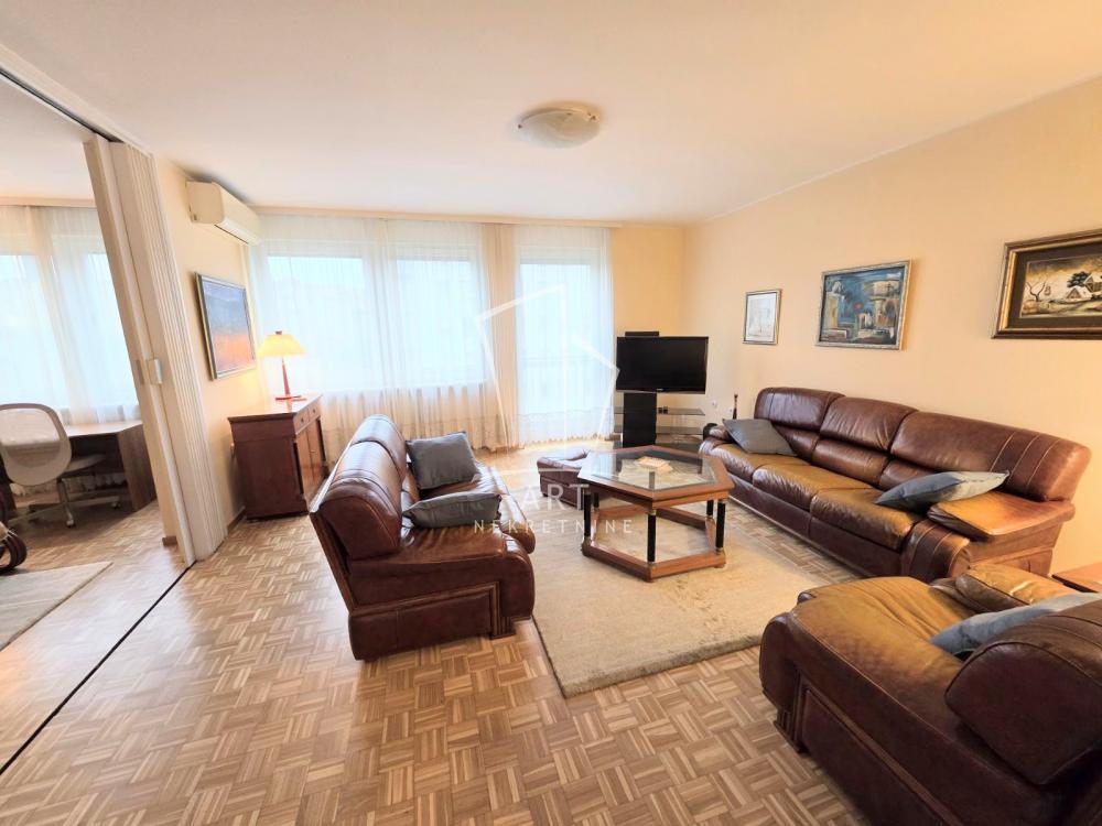 Kneginje Zorke, Petosoban stan za izdavanje, 120m2, 1.800€