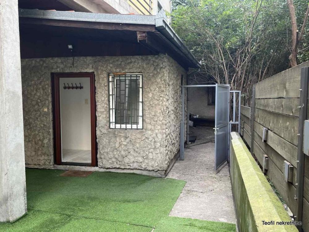 Pariska, Jednoiposoban stan za izdavanje, 45m2, 450€