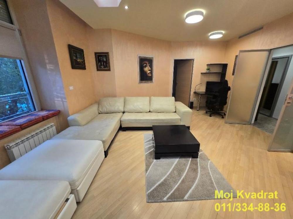 Dvosoban stan za izdavanje, 61m2, 1.050€