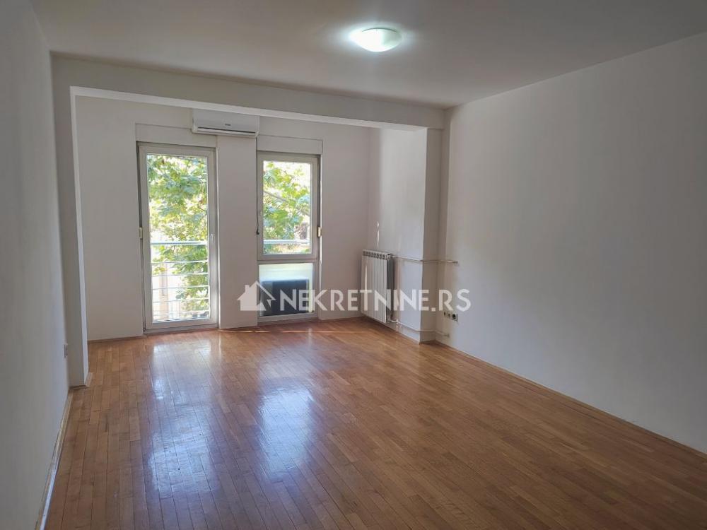 Bulevar oslobođenja, Jednosoban stan za izdavanje, 37m2, 480€