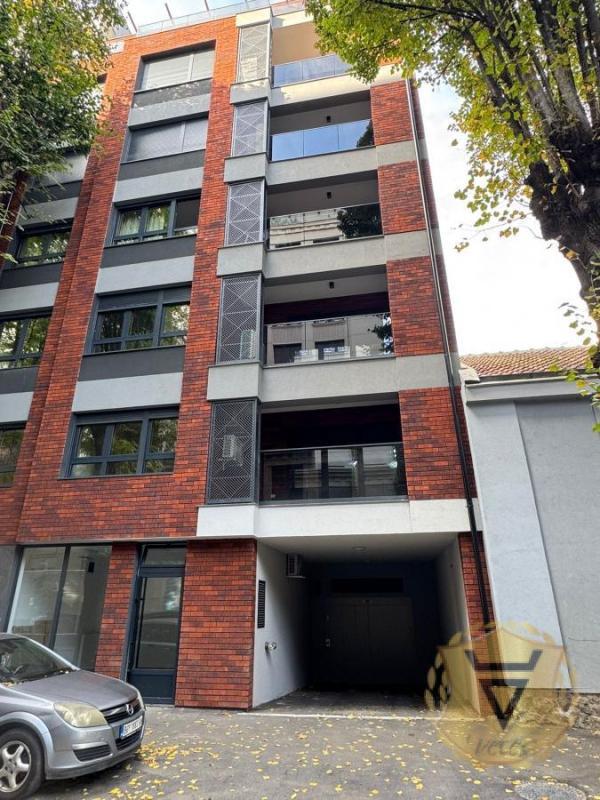 Trosoban stan za izdavanje, 114m2, 3.000€