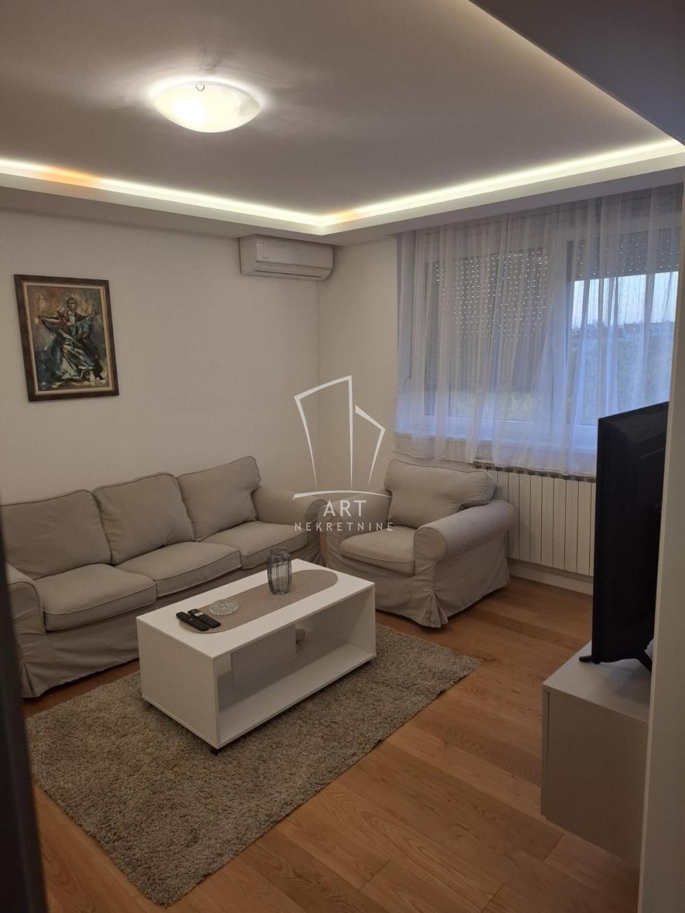 Živana Saramandića, Dvosoban stan za izdavanje, 58m2, 600€