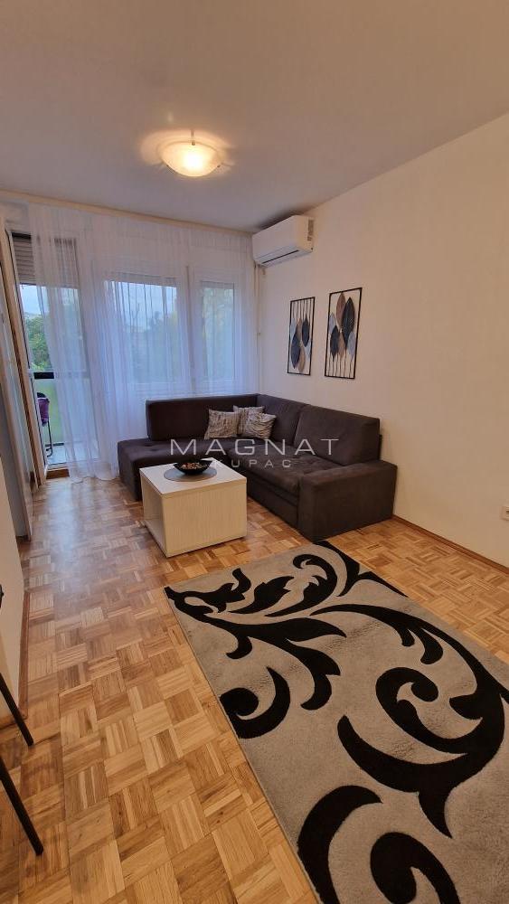Aleksinačkih rudara, Jednoiposoban stan za izdavanje, 39m2, 650€