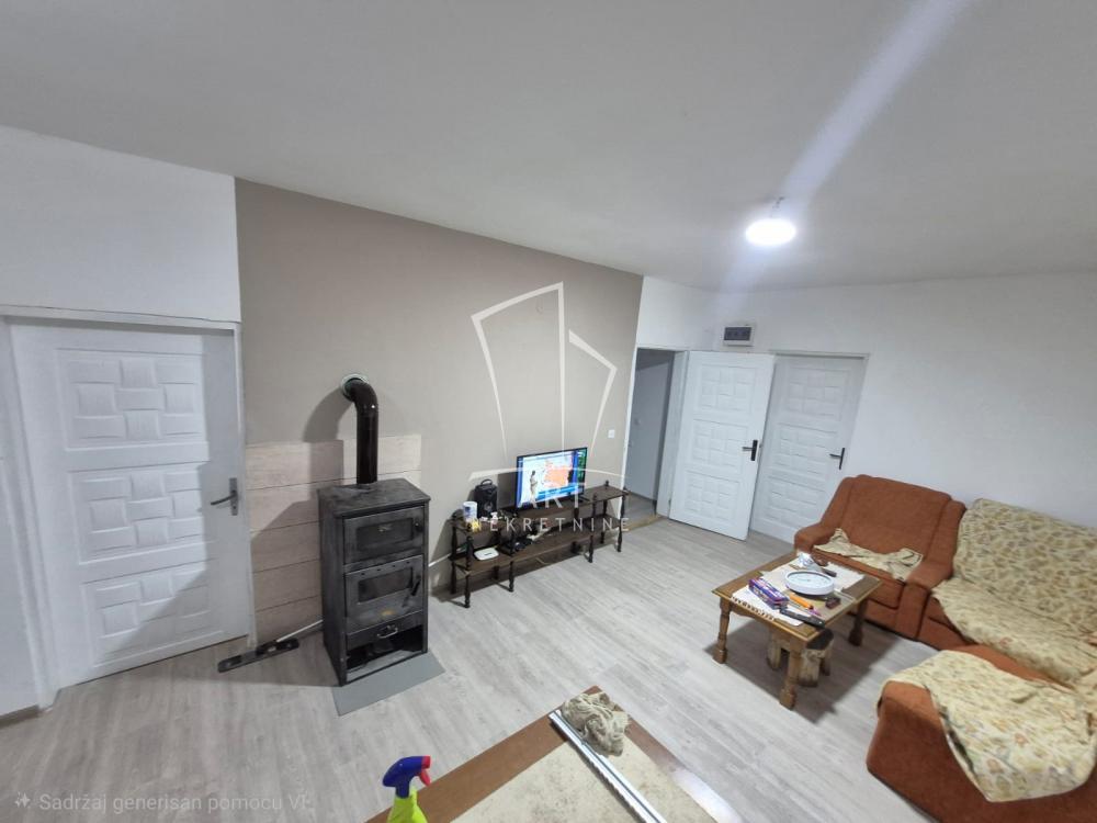 Partizanski blok 2, Trosoban stan za izdavanje, 60m2, 400€