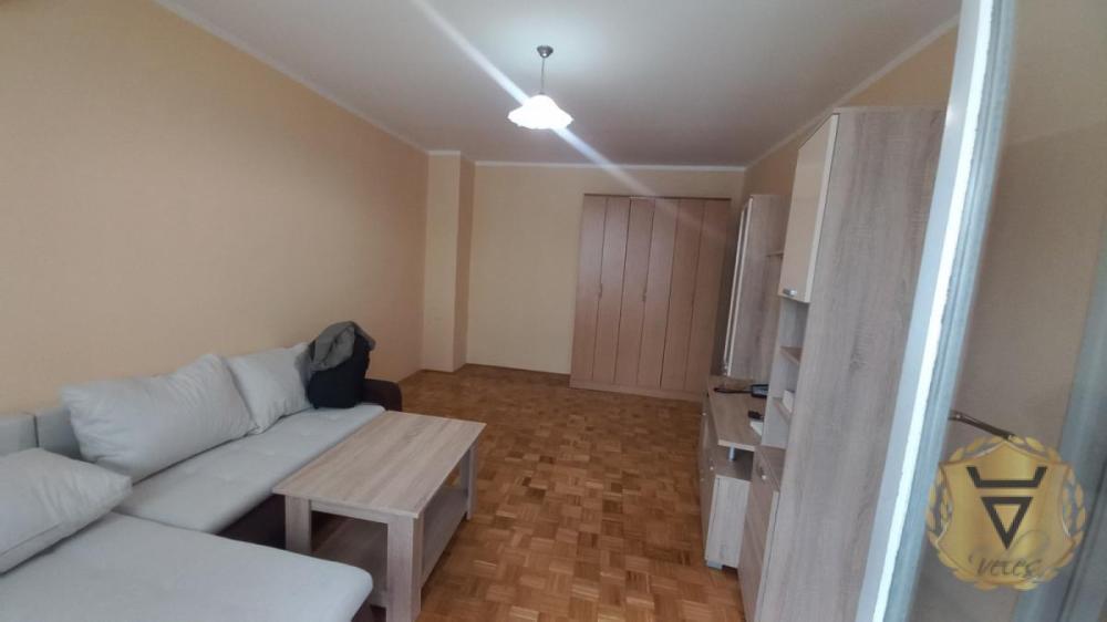 Jednoiposoban stan za izdavanje, 46m2, 450€
