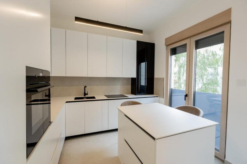 Četvorosoban stan na prodaju, 114m2, 524.400€